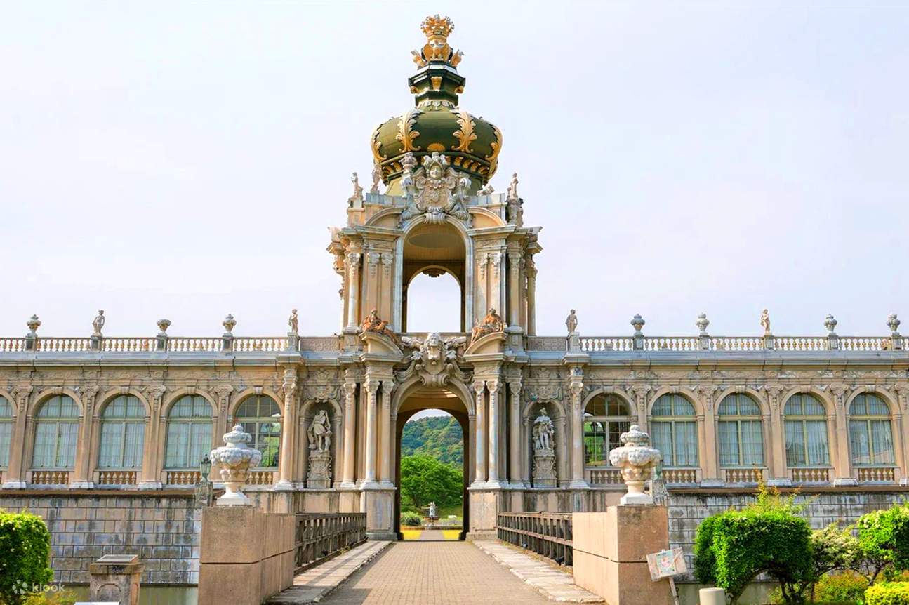 [Saga Winter Strawberry Picking Day Trip] Arita Porcelain Park + Takeo ...